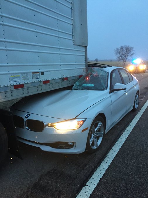 NSP: Driver walks away from high-speed DUI crash - KMTV.com